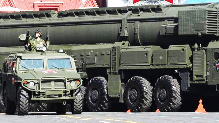 Satan II dévoilé : ce que vous devez savoir sur le nouveau missile ...